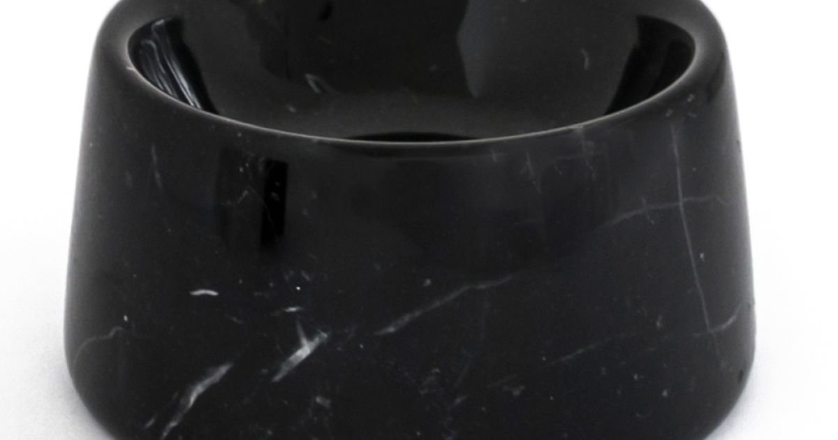 Tas mermeri për qen/mace Prodhuar në Itali