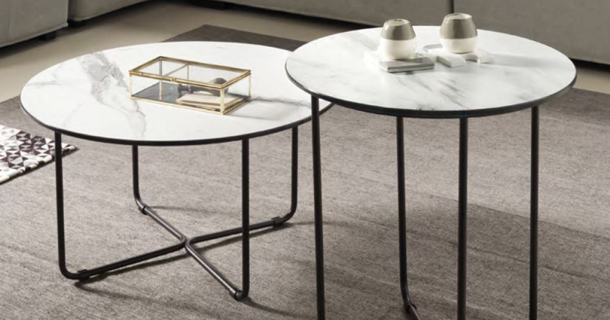 Tavolinë kafeje me xham të laminuar dhe metal të zi Prodhuar në Itali