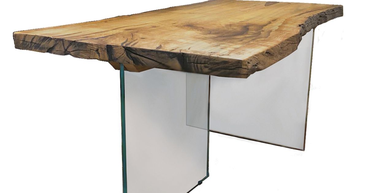 Tavolinë ngrënieje me bazë druri lisi dhe metali